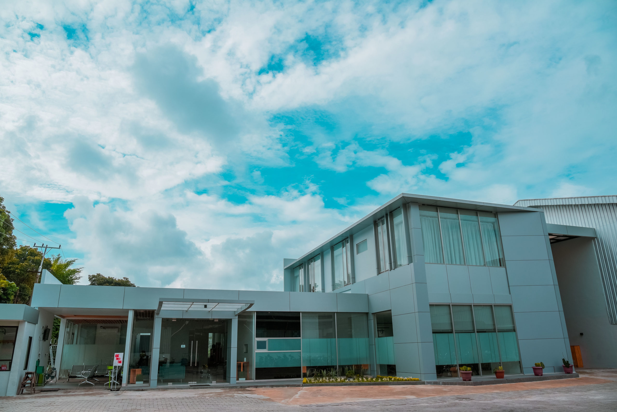 Karya Bhakti Manunggal | Pine FJLB & Albazia Barecore Specialist