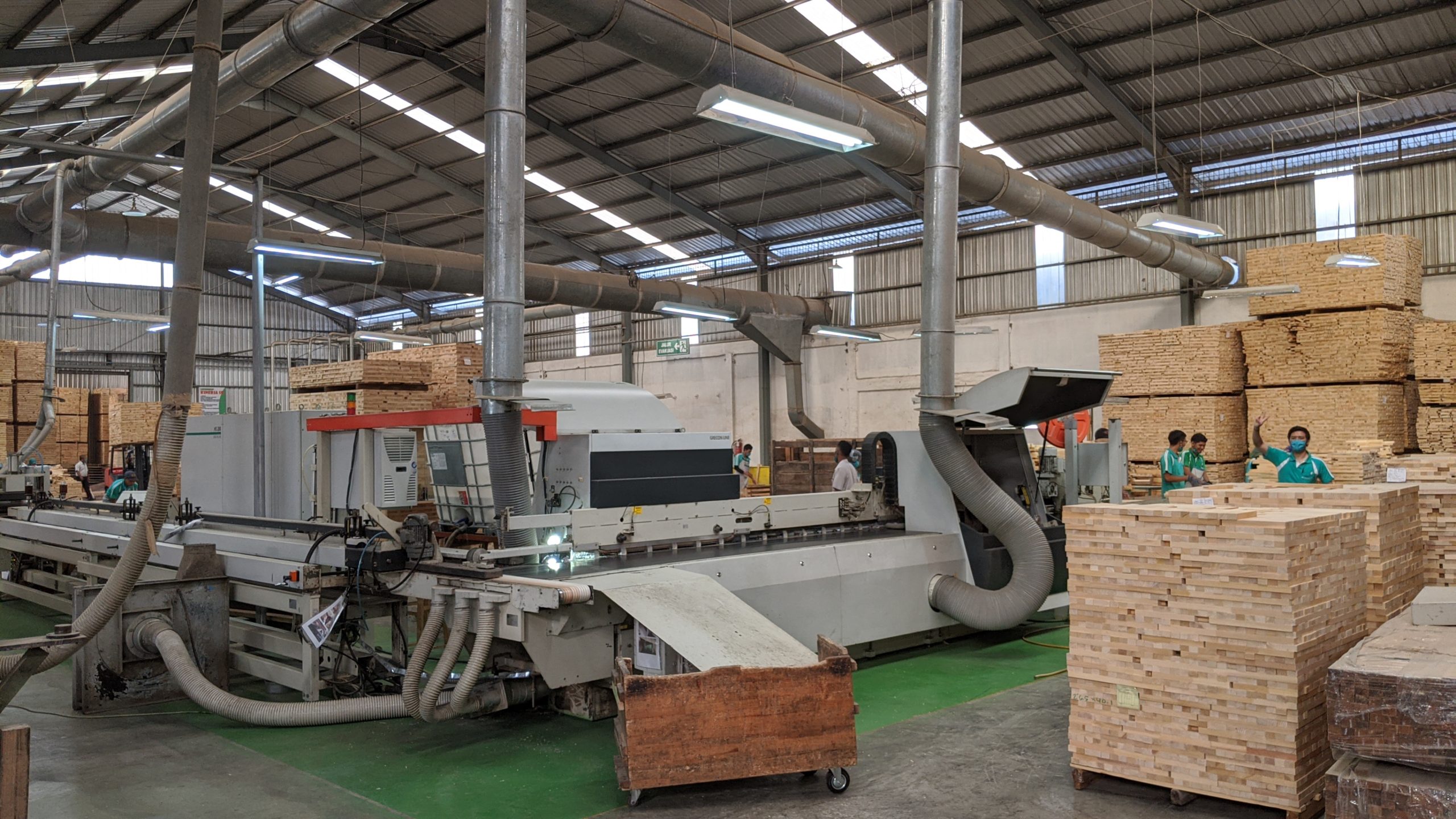 Karya Bhakti Manunggal | Pine FJLB & Albazia Barecore Specialist